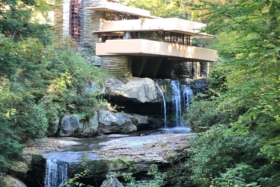 Fallingwater – Arts and Crafts Collector